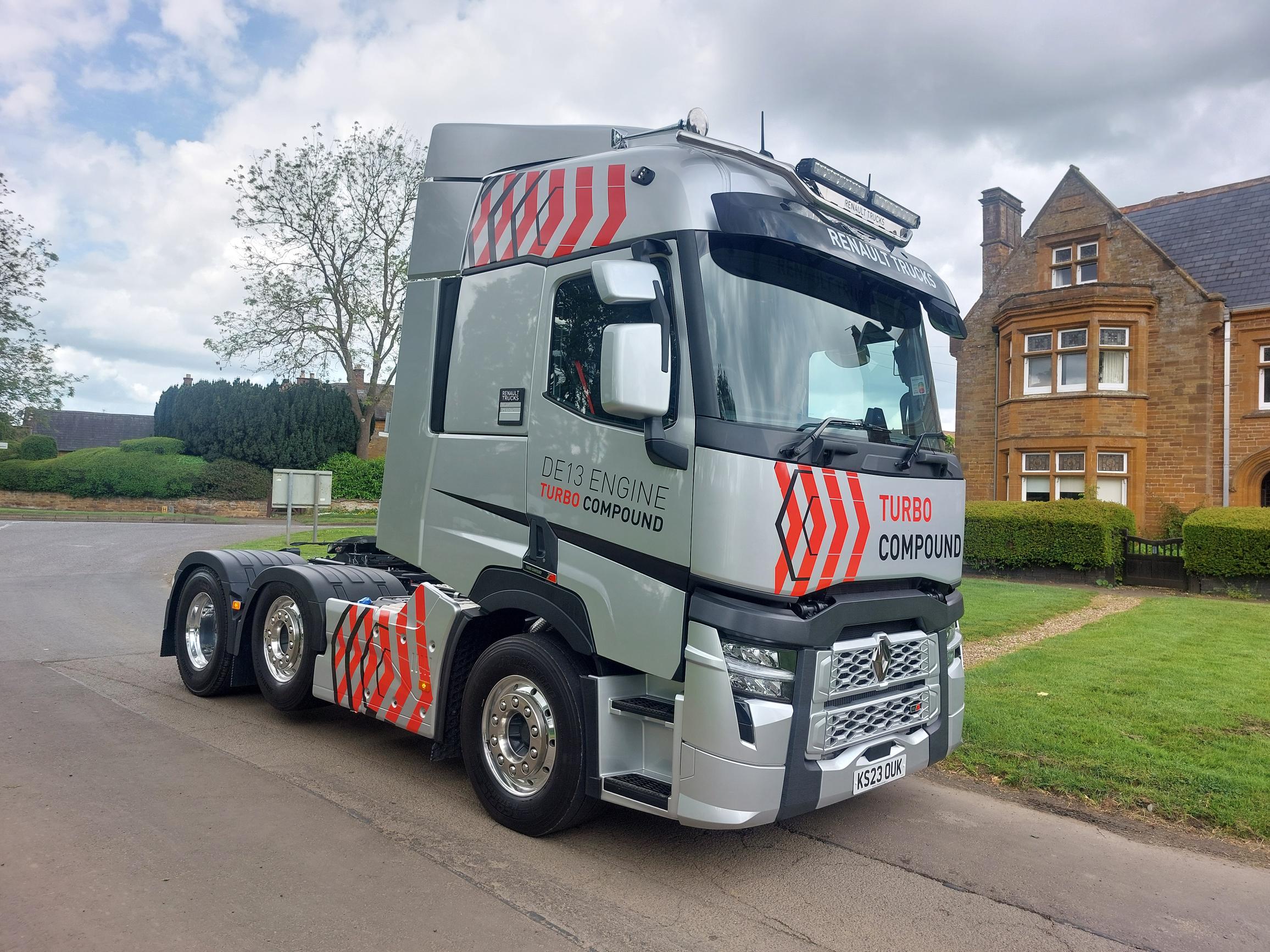 Used Trucks - RH Commercial Vehicles